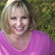 Leslie - intuitive astrologer answers questions and gives timelines