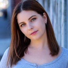 Scarlett - Psychic Tarot Reader & Spiritual Intuitive